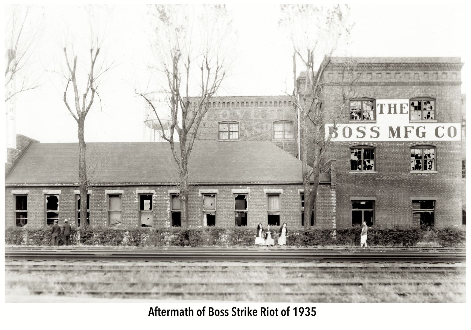 Boss Mfg – The Kewanee Historical Society
